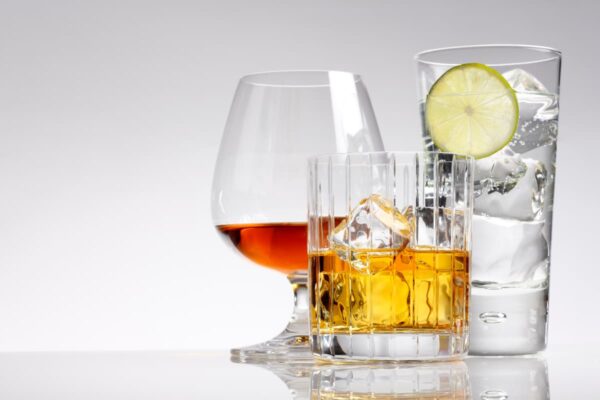 Les alcools incontournables de l'Alsace : un guide complet - Alcopone24 ...